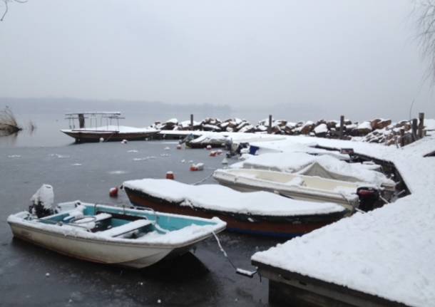 Cazzago, Giazér e lago sotto la neve - VareseNews - Foto