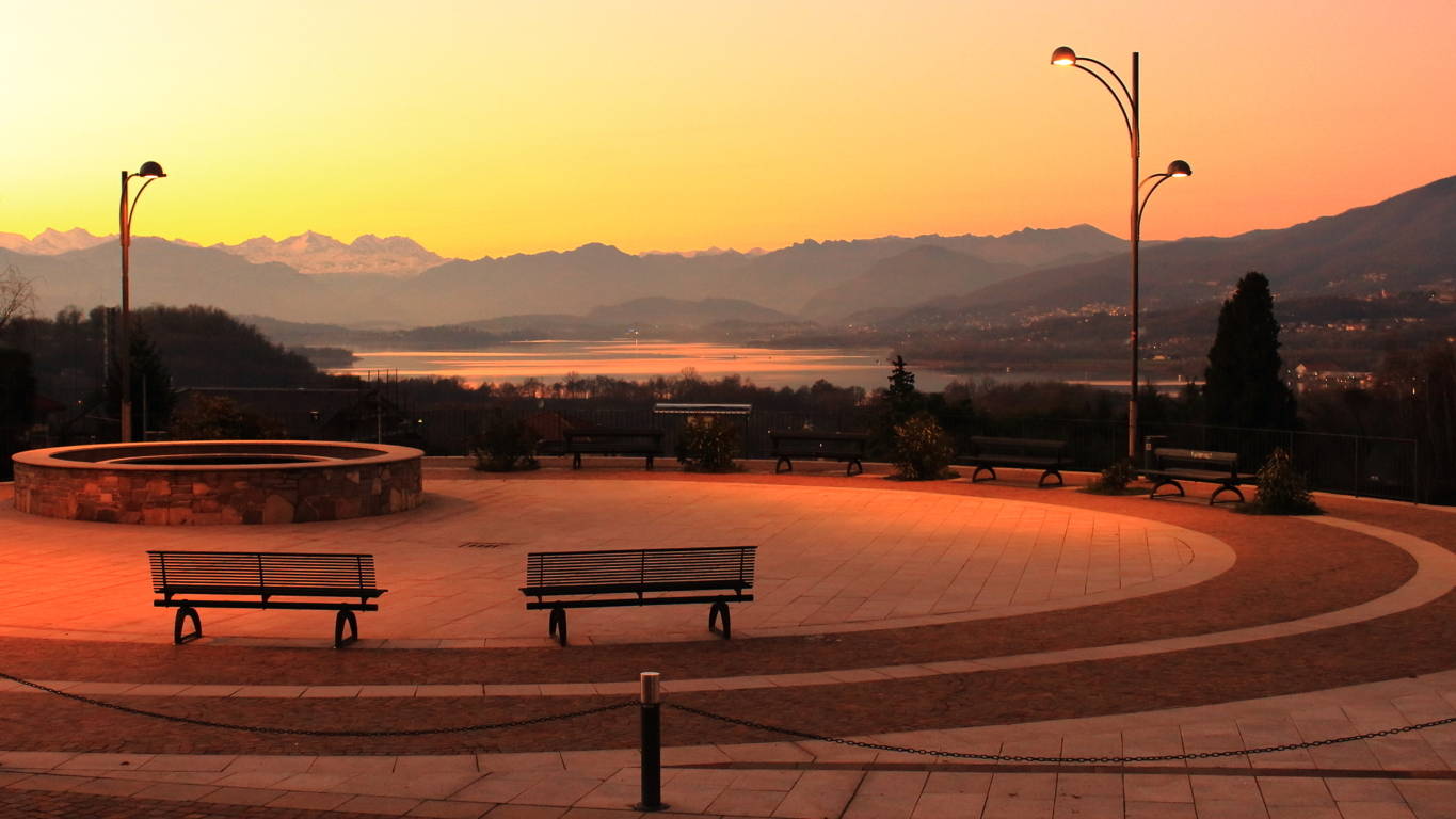 Oltre il tramonto al belvedere di Azzate - VareseNews