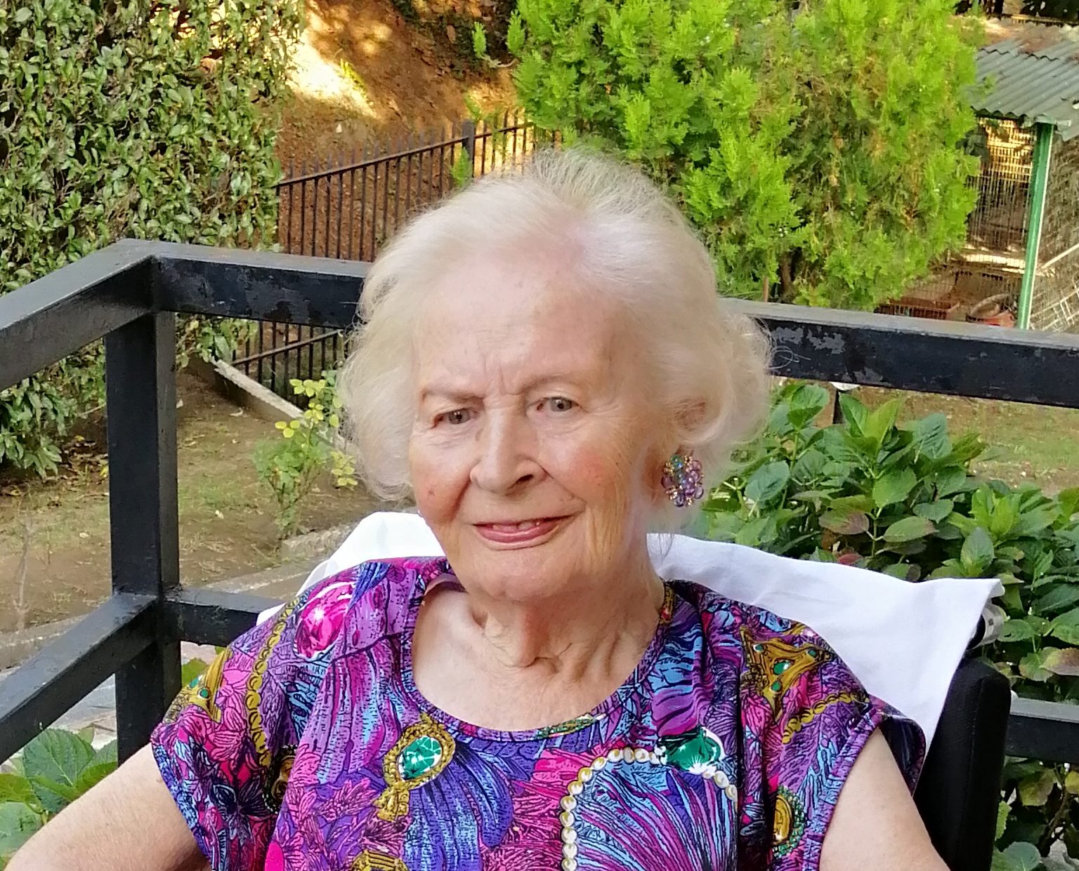 Annuncio Famiglia Maria Botti ved. Bonometti - VareseNews