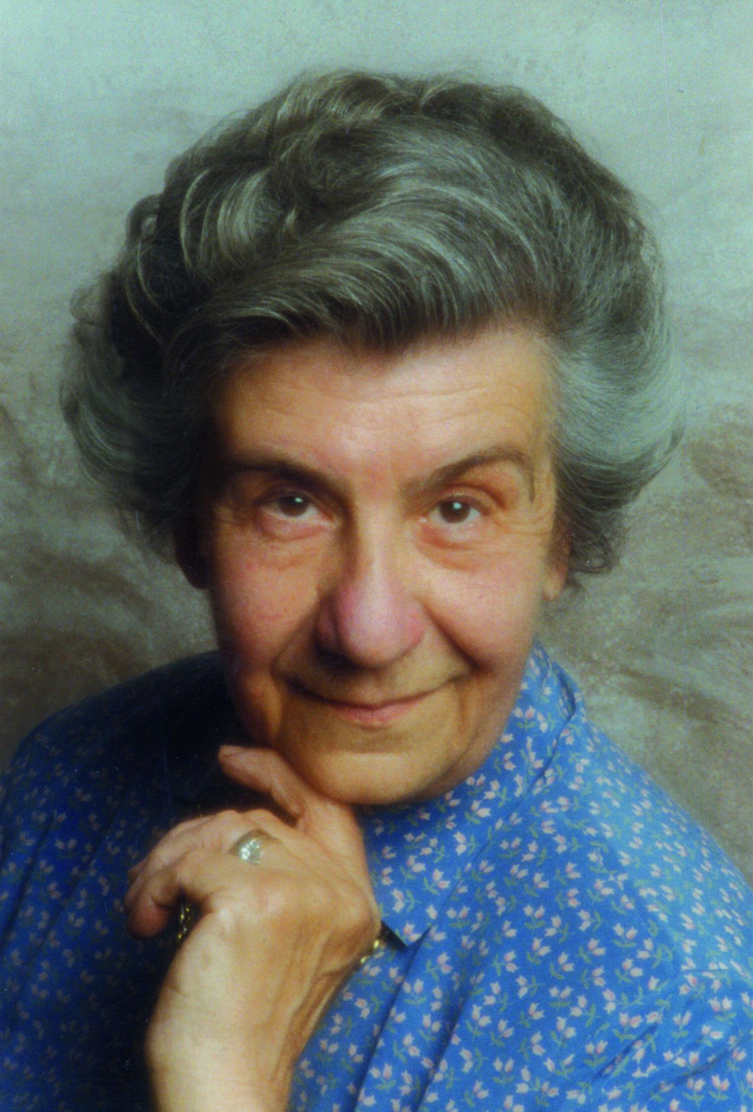 Annuncio Famiglia Angela Crespi ved. Bardelli - VareseNews